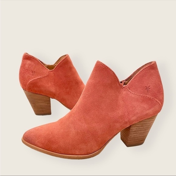 Frye | Shoes | Frye Reed Red Suede Vintage Comfy Zip Up Cute Block Heel ...
